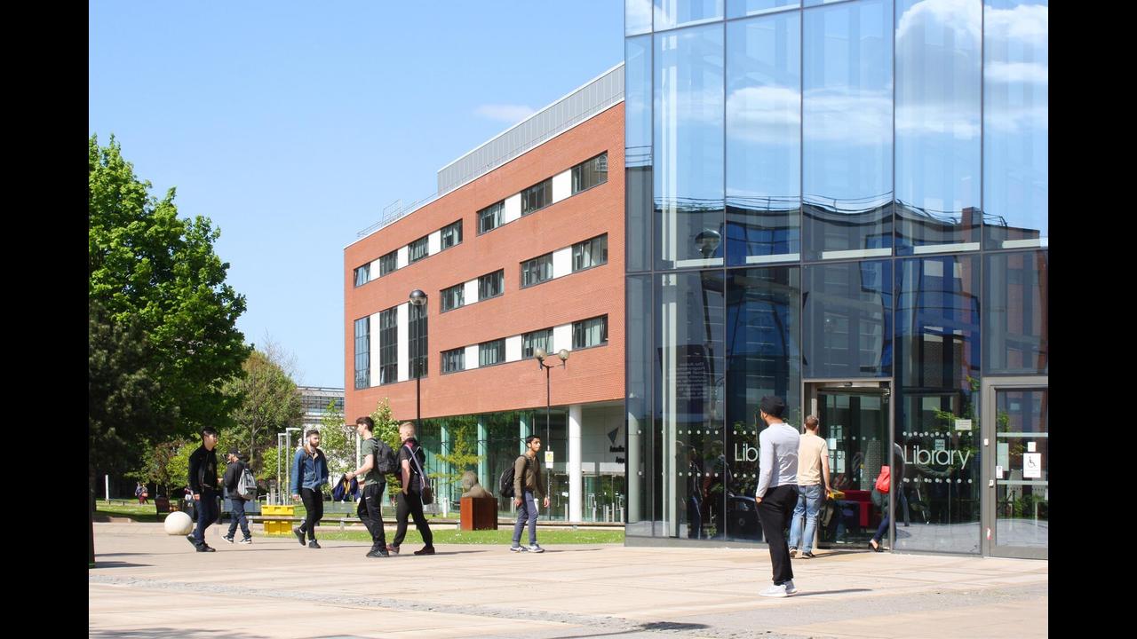 جامعة أستون، برمنغهام، المملكة المتحدة | أماكن 10times