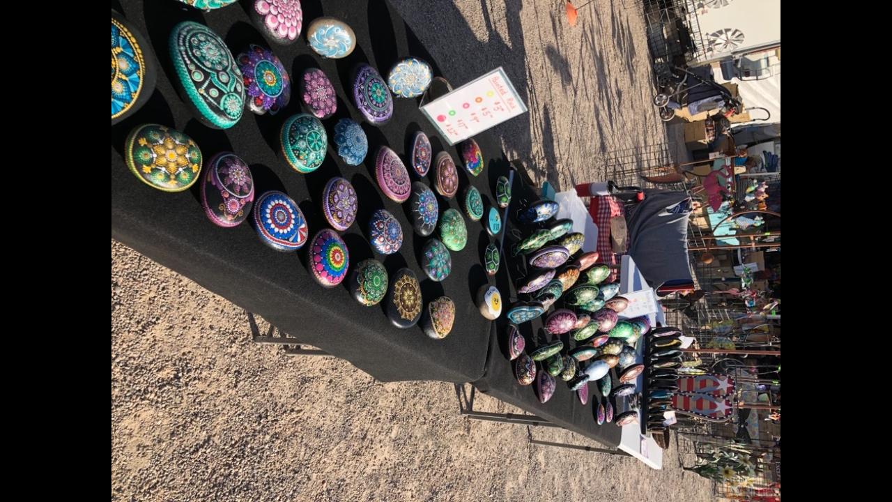 Arts & Crafts show (Jan 2026), Arts & Crafts Fair, Quartzsite USA ...